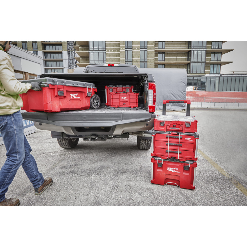 Milwaukee 48-22-8428 PACKOUT Rolling Tool Chest | CPO Milwaukee Milwaukee 48-22-8428 PACKOUT Rolling Tool Chest | CPO Milwaukee